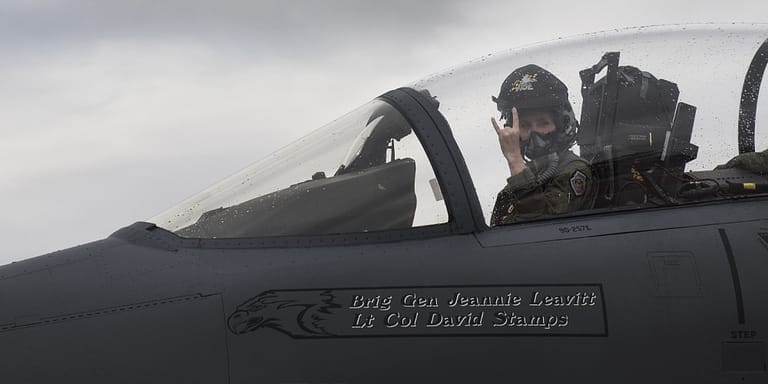 Jeannie Leavitt – Keynote Speaker | First USAF Fighter Pilot | First ...